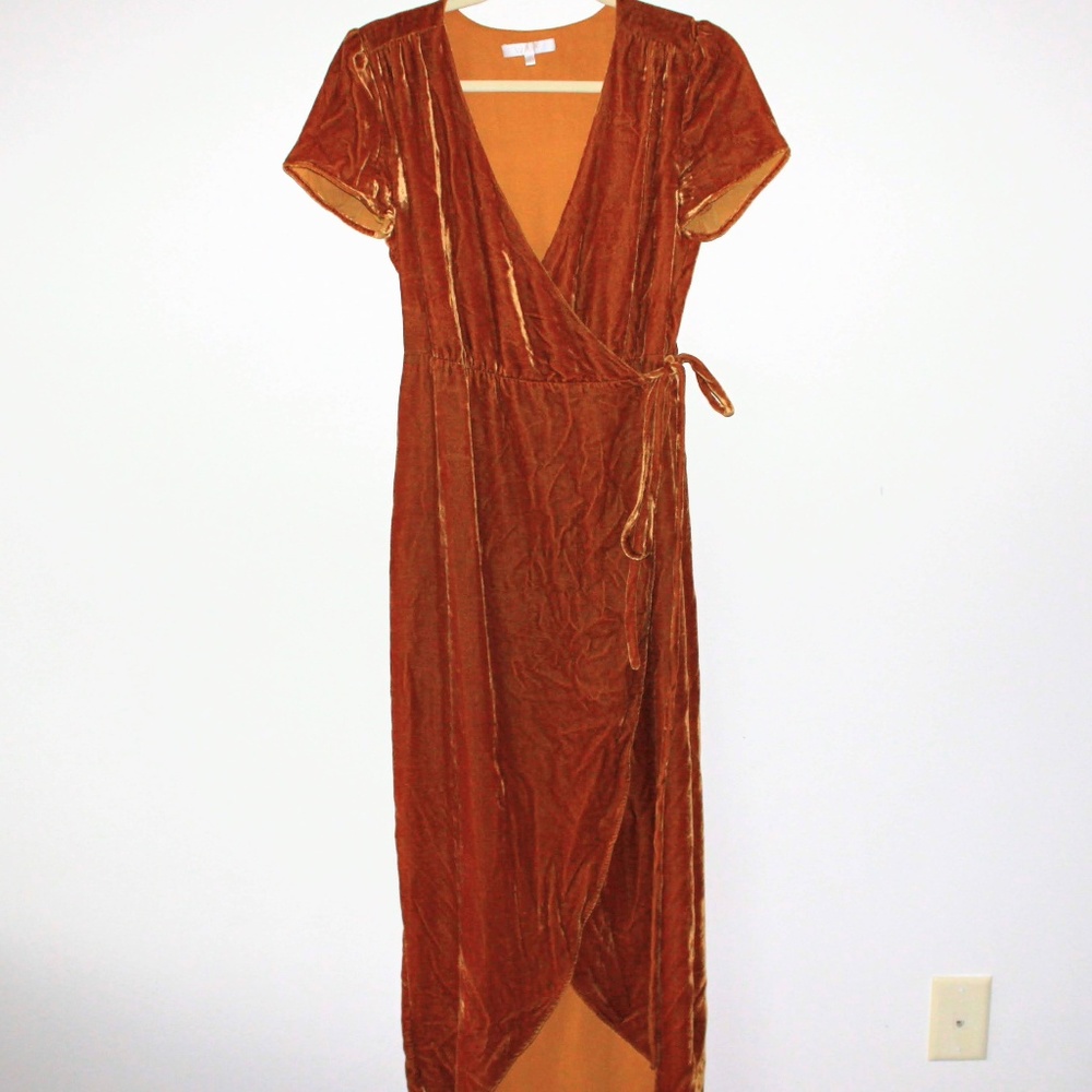 Wayf Bronze Formal Velvet Wrap Dress - Gem